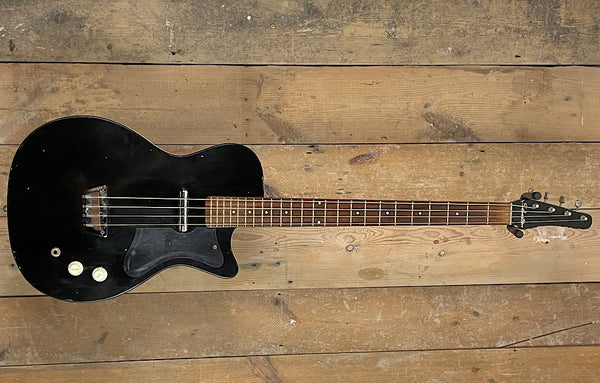 Silvertone 1444 – The Bass Gallery