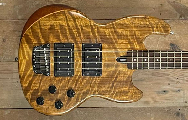 Wal Mk1 Custom – The Bass Gallery