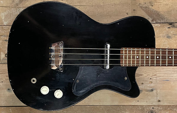 Silvertone 1444 – The Bass Gallery