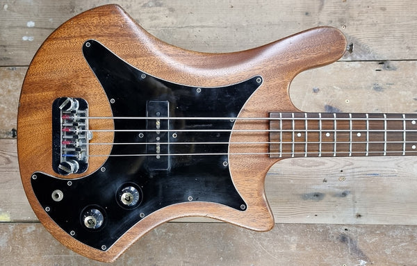 Guild B-301 – The Bass Gallery